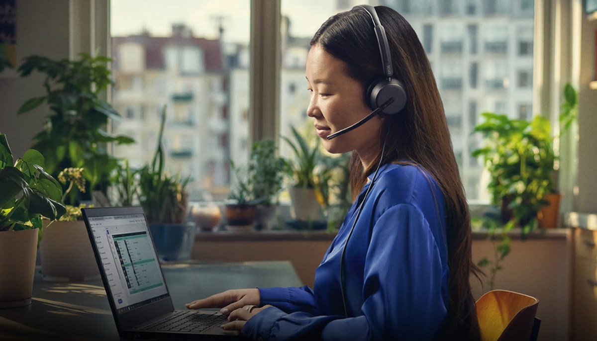 Build trust in customers and partners through crystal clear communication
